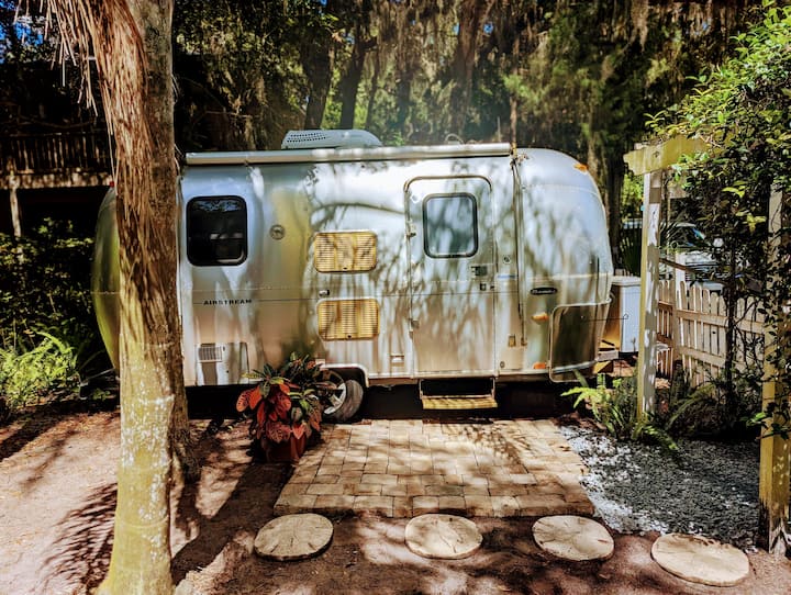 Welcome To Busted Bambi! Affordable In St. Aug! - St. Augustine, FL