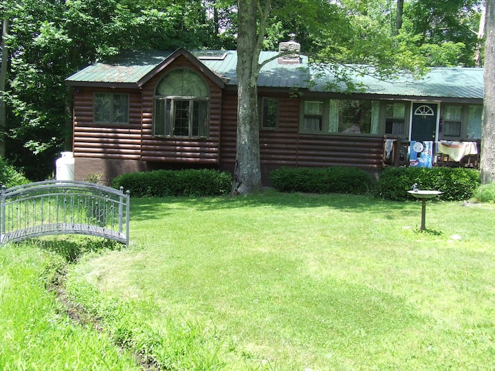 Vacation Cabin In Lake Community - Bethel, NY