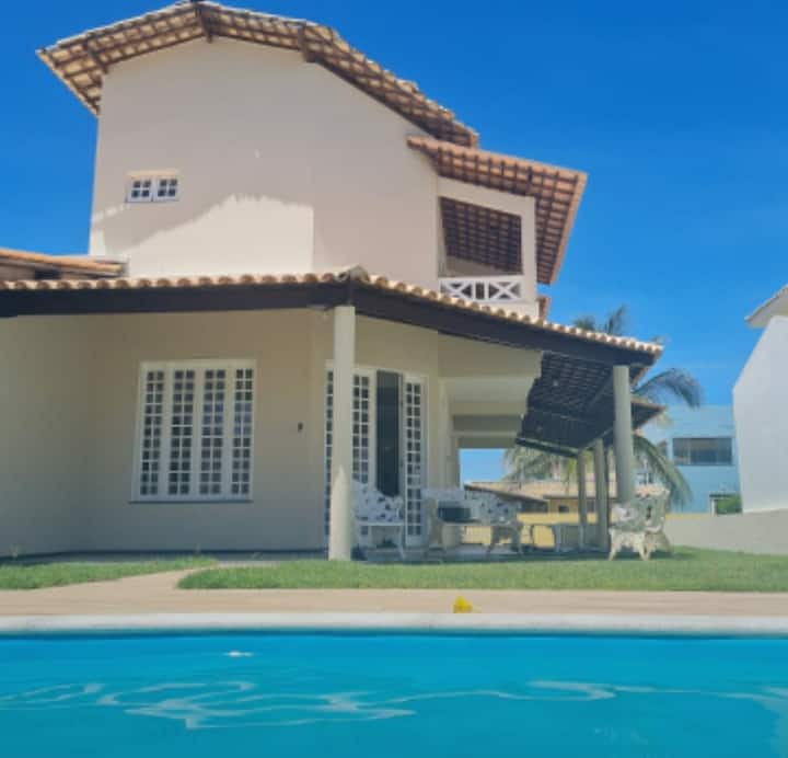 Linda Casa De Praia Em Condomínio Em Frente Ao Mar - Aracaju
