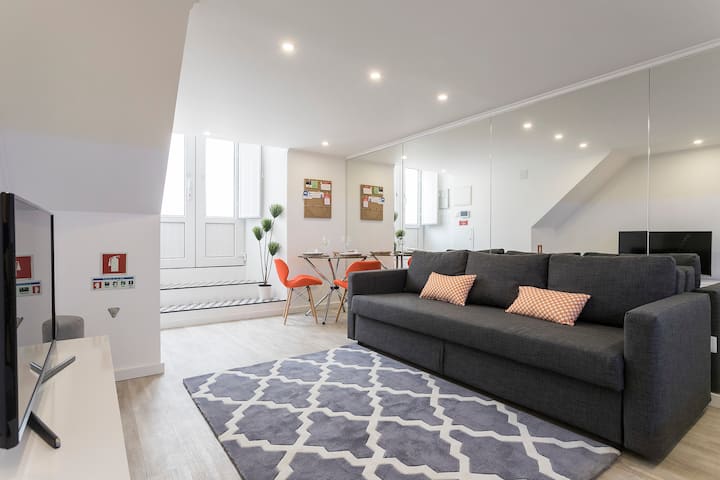 Heart Of Chiado Bica | Walk Everywhere | Prime - Lisbon Portela Airport (LIS)