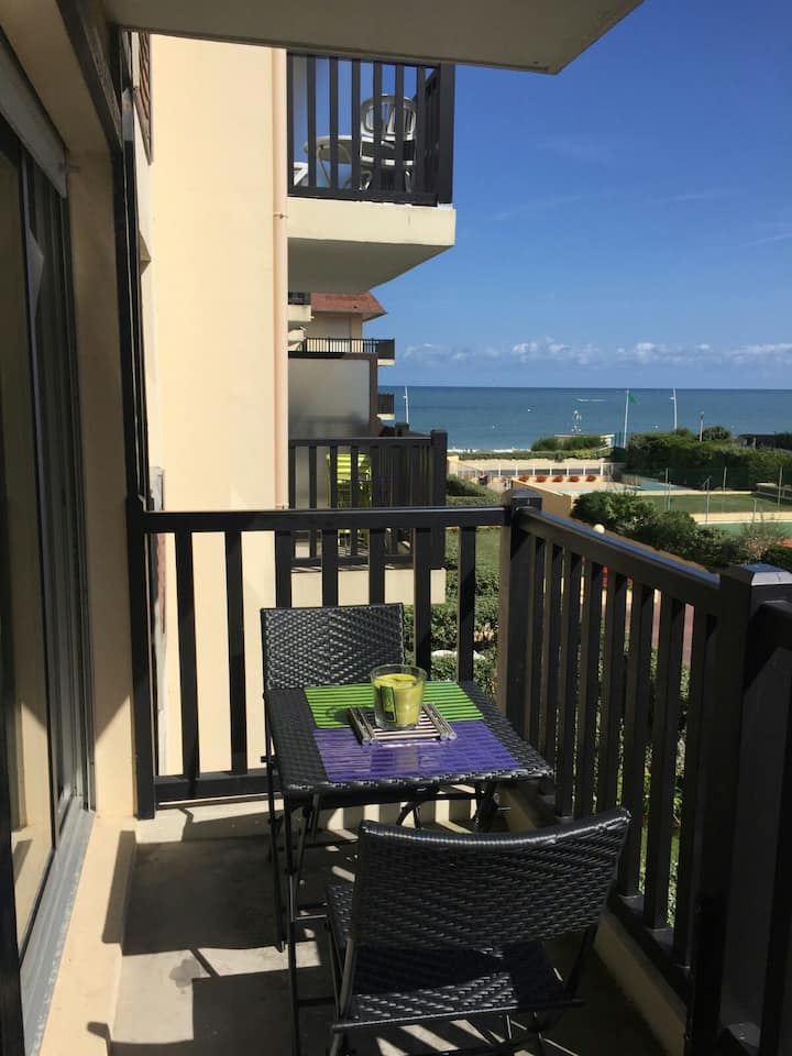 Appartement Avec Vue Sur Mer, Piscine Et Tennis - Cabourg