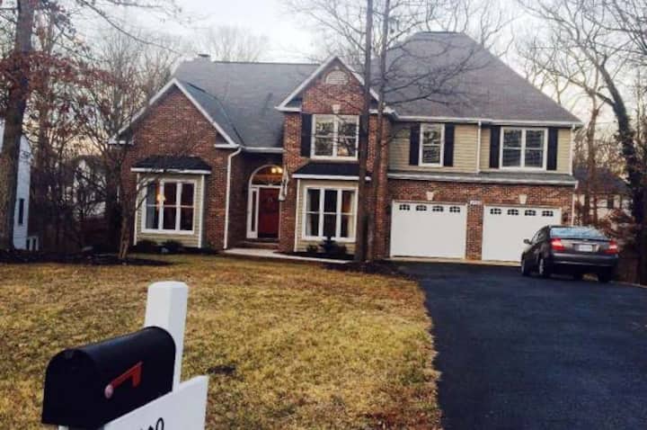 Nice&cozy 1 Bedroom Basement Apartment. - Fredericksburg, VA
