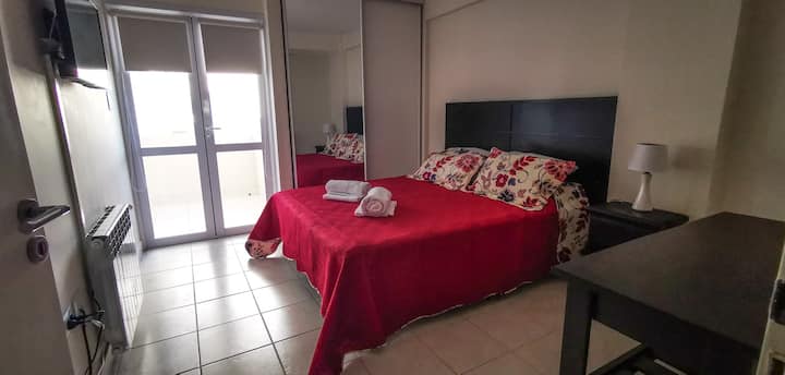 3 Pax + 1 / Centro. Ac. Garage Auto/suv - ¡No 4x4! - Salta