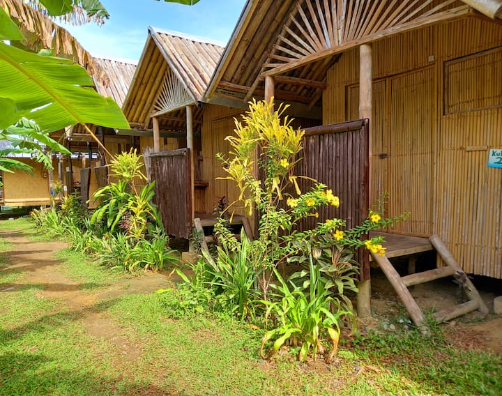 Banana Grove Backpackers Inn - El Nido