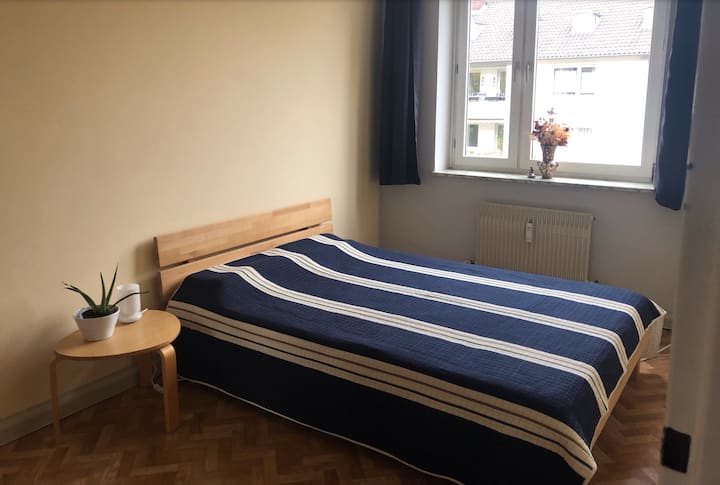 Helles Gemütliches Zentrales Privatzimmer - Francfort-sur-le-Main