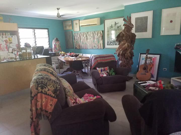 Room 2 Renovated Tropical Home Private Room - Katherine
