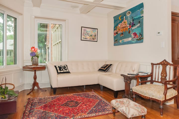 Private Room With En-suite Bathroom - Wellesley