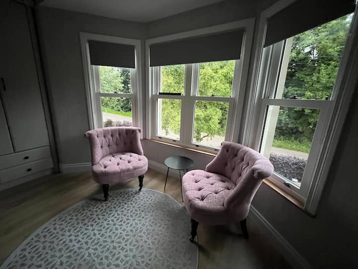 Beardiville Farmhouse, Portrush. En-suite Room - Portrush