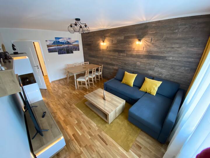 Apartament De Inchiriat In Busteni (Telecabinei) - Bușteni