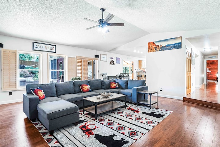 ★Tranquil Colorado Lodge★ - Colorado Springs, CO