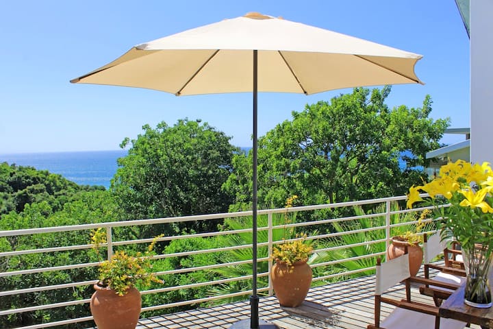 8 Breach Street - Much Loved Family Holiday Home - Plettenberg Bay