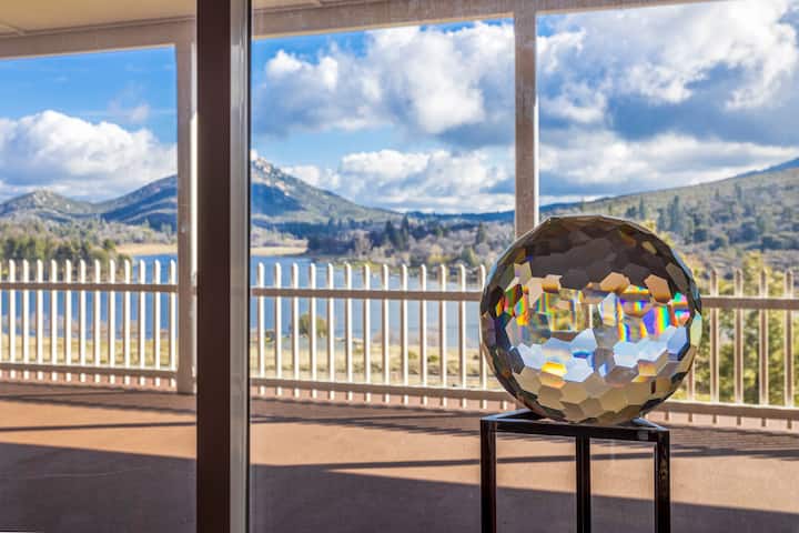 Panoramic Luxury Lake House Discounted Long Stays - Julian, CA