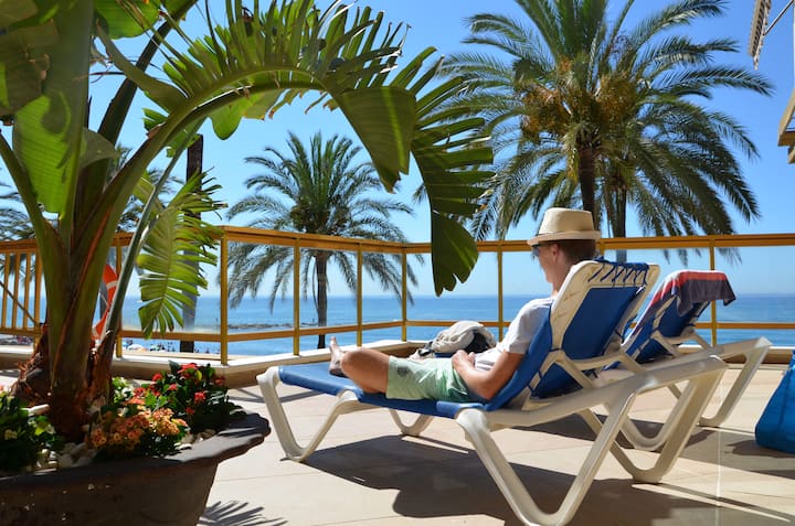 1st Line Beach, 2 Pools, Parking, Center Marbella - Marbella