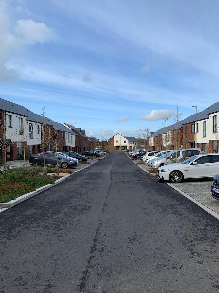 Rathfarnham Finest Home Complex (White Pines) - Dublín