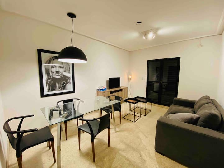 Departamento Luminoso, Moderno, Muy Cómodo. Smtuc - San Miguel de Tucumán