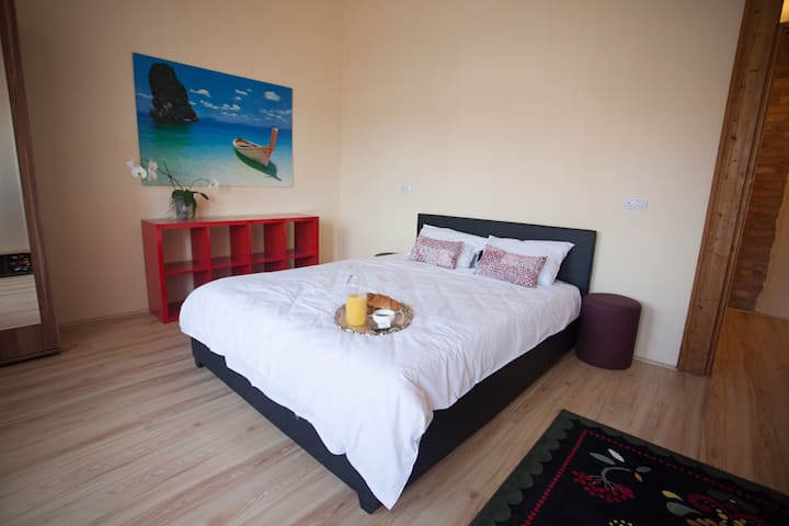 Central View Apartment Two - Cluj-Napoca