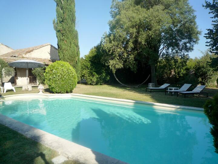Mas Des 2 Fontaines, Gite  Thym & Romarin - Cavaillon