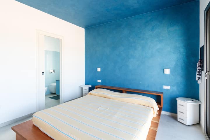 Attico Panoramico In Villa  Cin It111105c2000p5718 - Villasimius