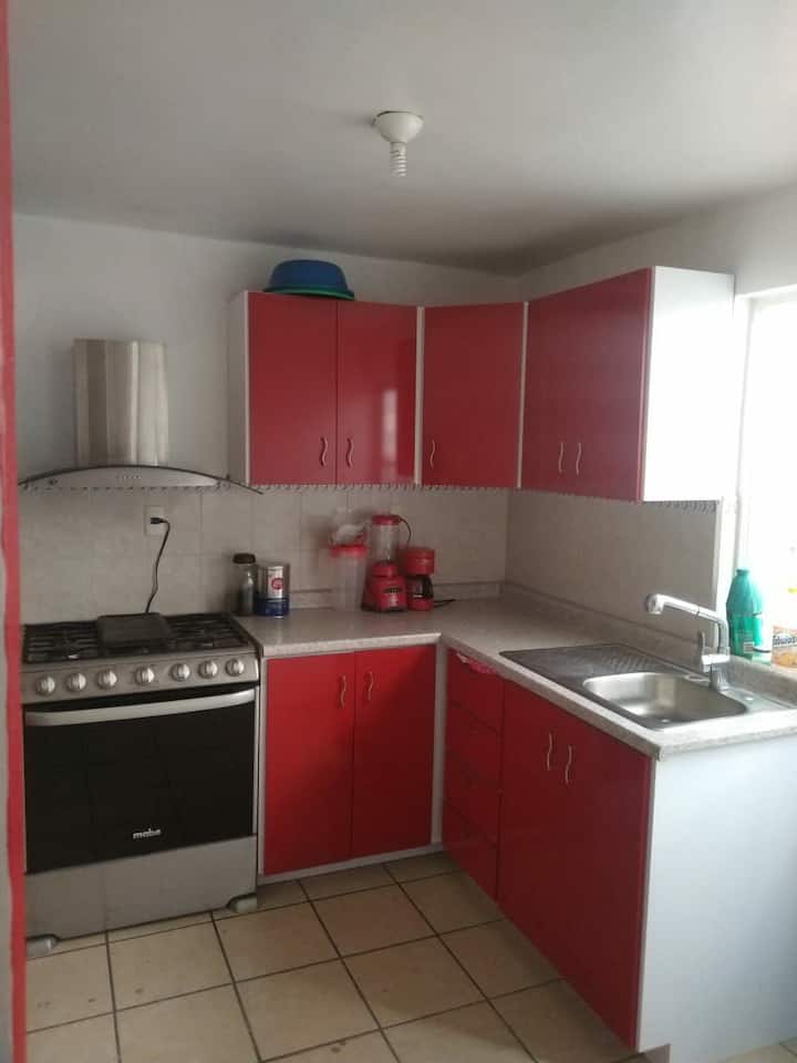 Casa Amplia Y Accesible A Parques Industriales - San Juan del Río