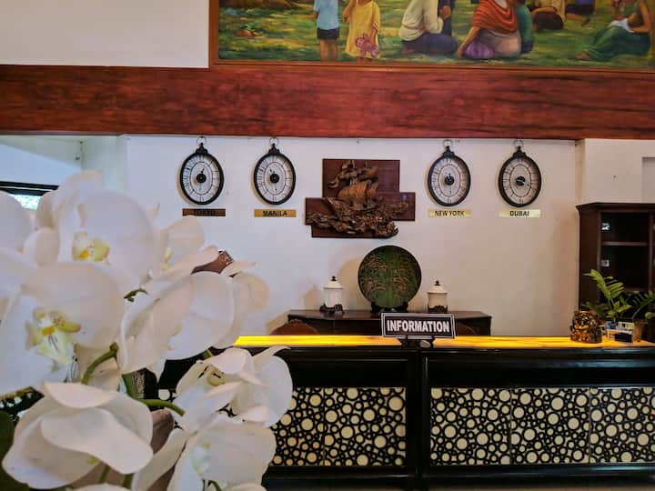 Gp Suites- English Nook - Candelaria