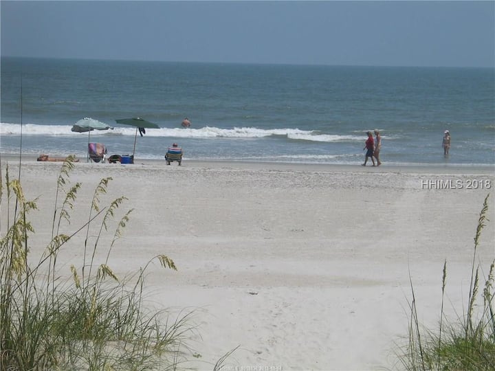 Escape To Paradise!  Ocean Villa Beachfront Resort - Florida