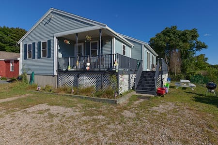 Onset Island Vacation Rentals & Homes - Wareham, MA | Airbnb