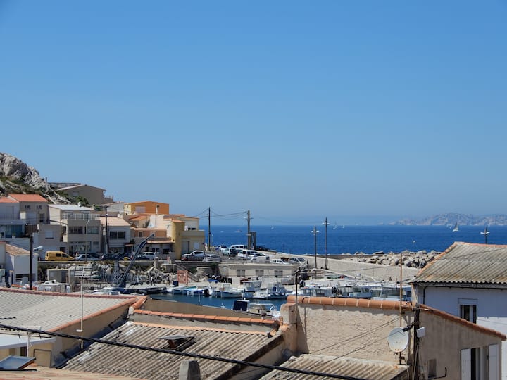 Maison De Village Au Calme Avec Terrasse Vue Mer. - Marseille