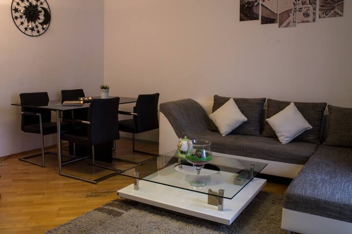 Nette Wohnung In Ruhiger Lage - Wiesbaden