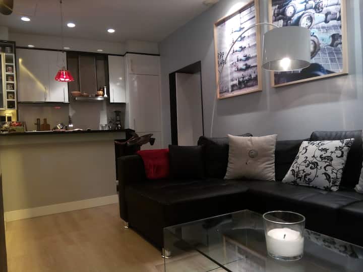 Alquiler De Apartamento En El Corazón De Madrid - Madrid
