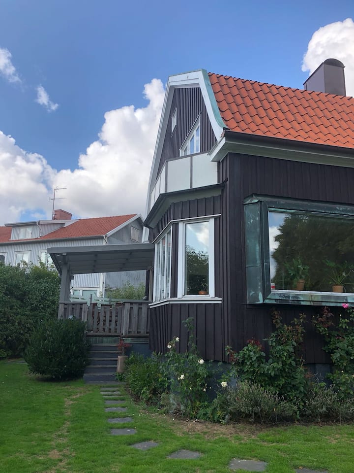 Beautiful Villa In The Middle Of Town! - Göteborg