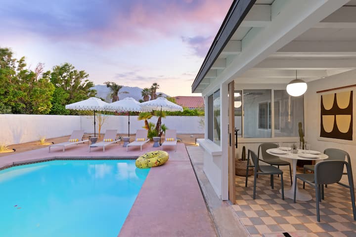 Quiet Retreat • Relaxing Getaway • Private Pool - Palm Springs, CA