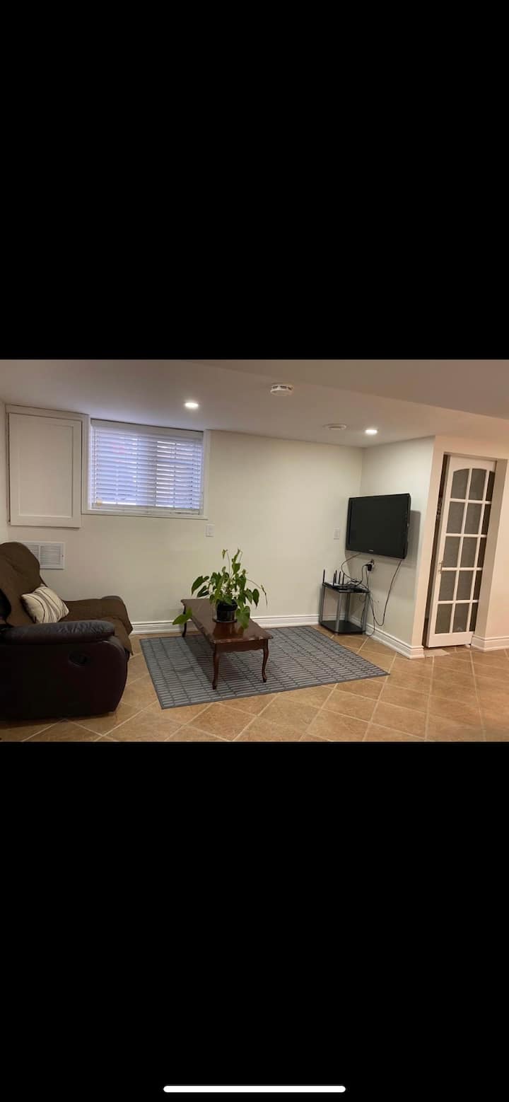 Beautiful 2 Bedroom Apartment In Mississauga - Toronto