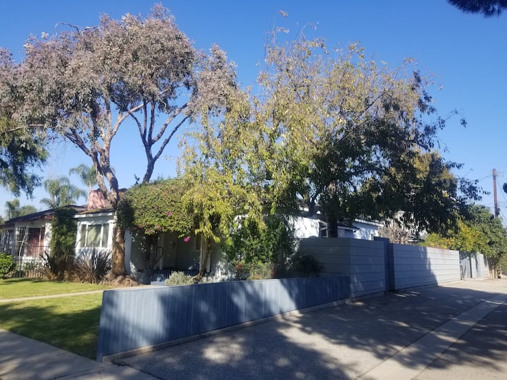 Charming House With Garden In Safe Neighborhood - Westwood - Los Angeles