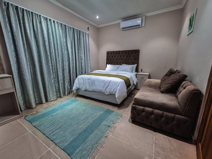 Bela Valley Guesthouse (3 Rooms) - Bela-Bela