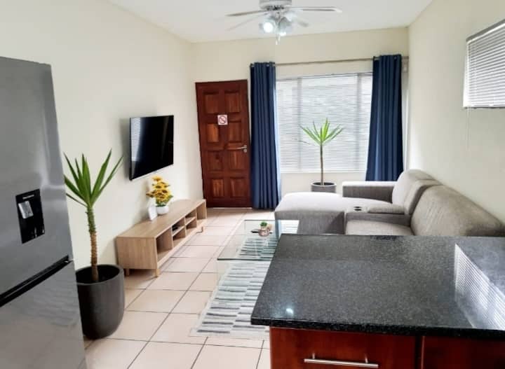 Fully Furnished 2 Bedroom Apartment In Nelspruit - Nelspruit