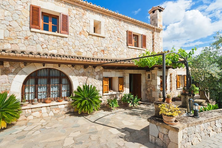 Finca Can Fonoll, cottage with pool and wifi - Cottages for Rent in ...