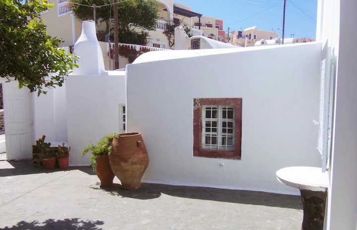 On An Island C-traditional Studio Fira - Santoríni