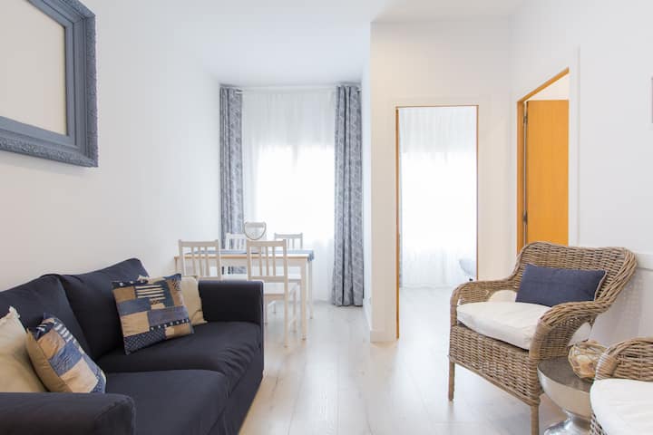 Comfort And Functionality - 3 Bedroom Apartment - Sant Just Desvern