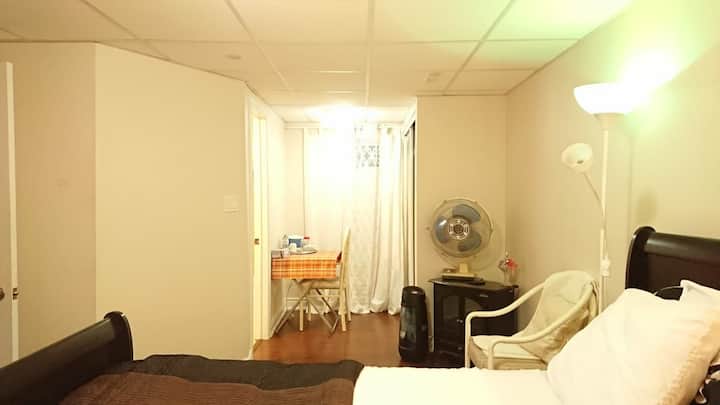 Private Property With Guess Room - Brampton