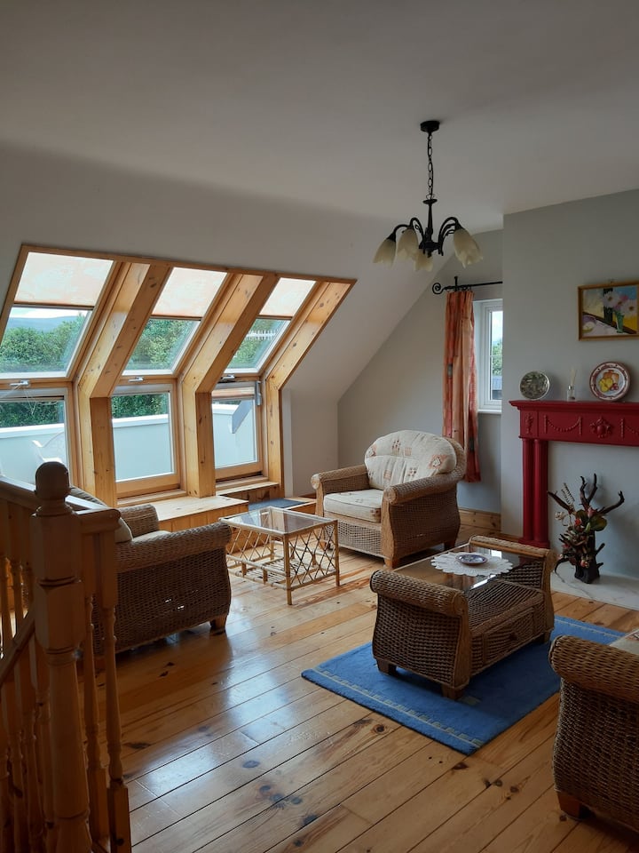 Beautiful 3 Bed Cottage Just Off The Ring Of Kerry - County Kerry