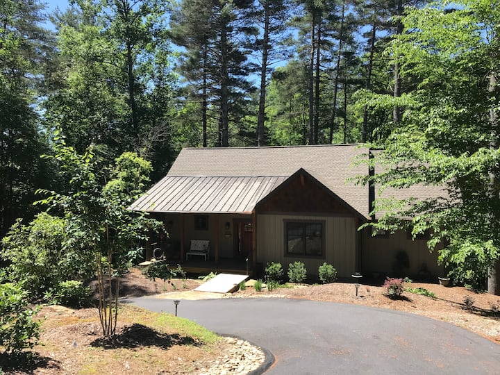 Comfort, Quiet And Great Location - Brevard, NC