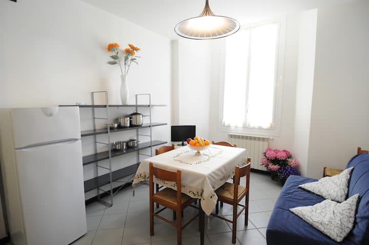 Bilocale Con Giardino In Centro Varazze - Varazze