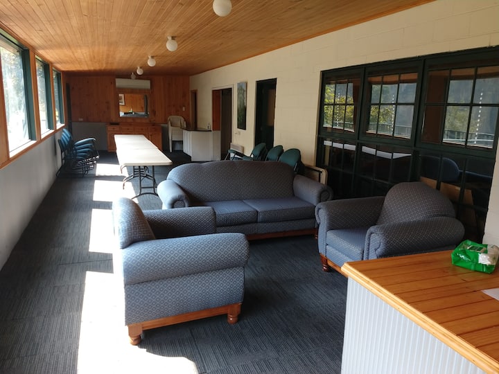 Private Entertainment & Dining Space - Noojee