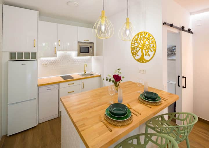 Estudio Luminoso Con Piscina - Marbella