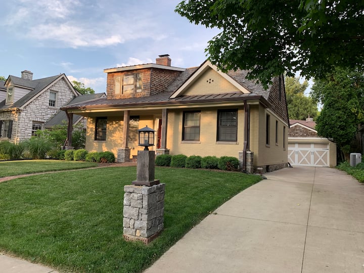 Charming Kentucky Cottage - Lexington, KY