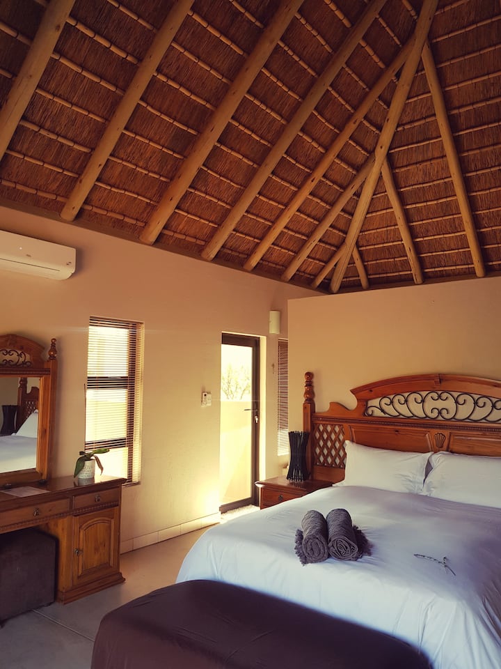 Bush Baby Haven R1 Private Ensuite | Self Catering - Hoedspruit