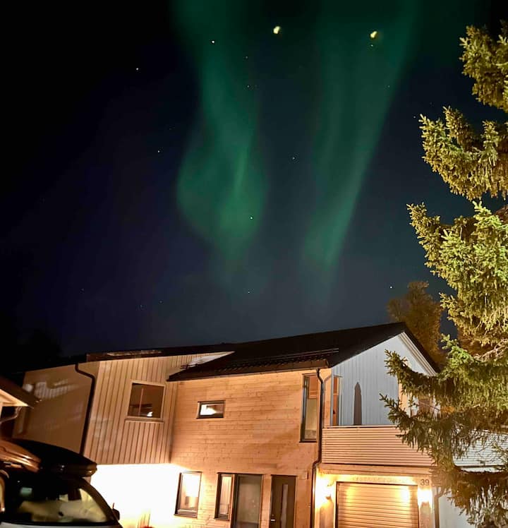 Modern & Cozy Apartment Near Tromsø City Center - Tromsø