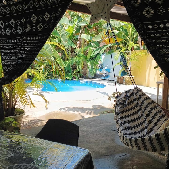 Cottage 2 (Marmoset) - Daanbantayan