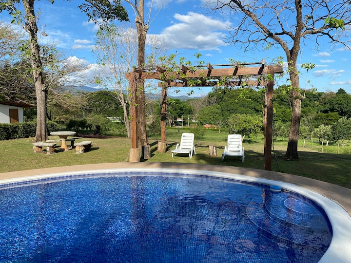 Beautiful Family Vacations Place - Orotina