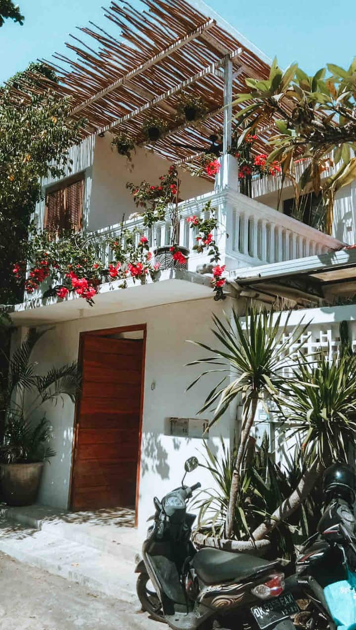 Sanur Beachside Stunner - Sanur